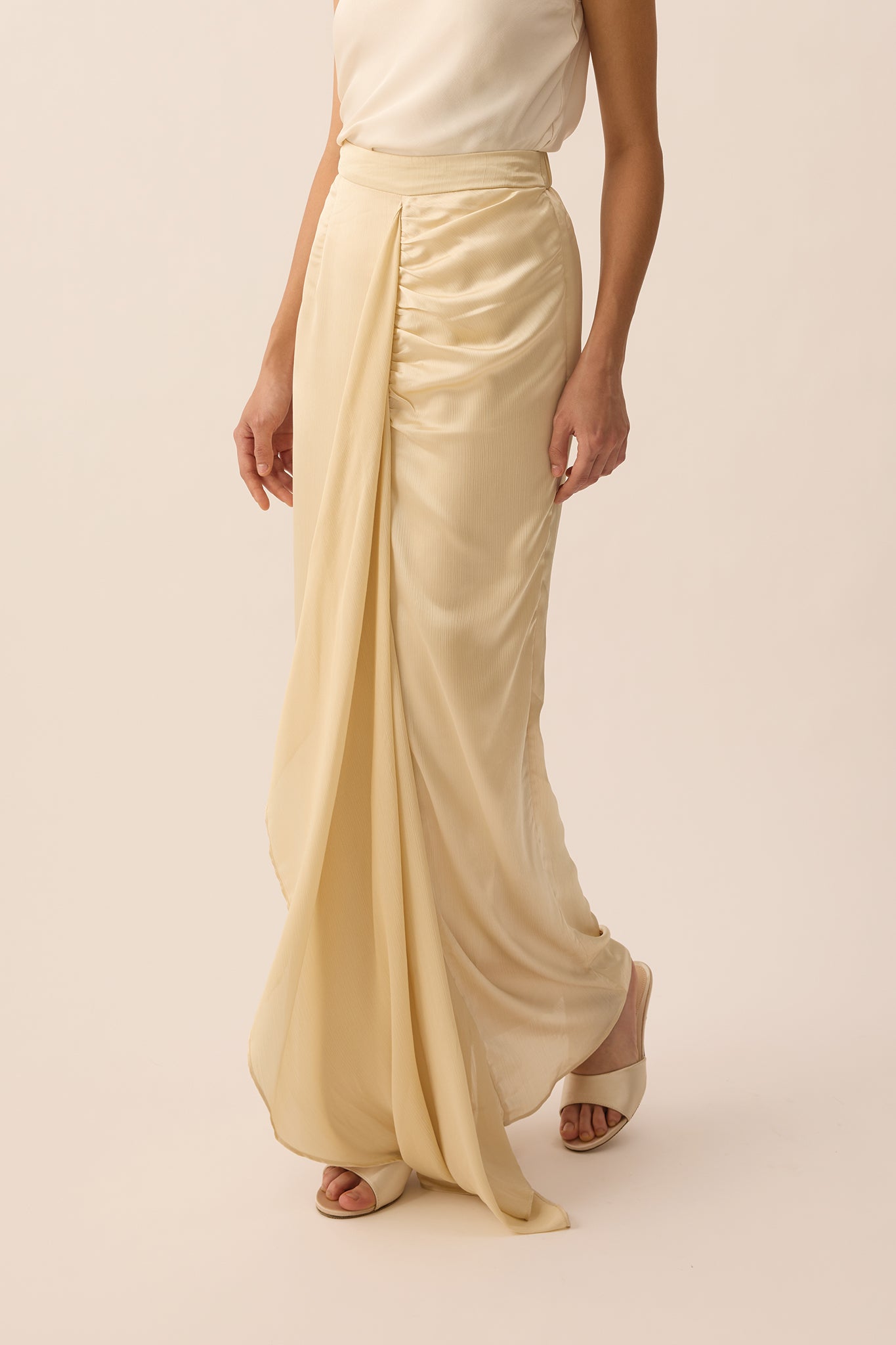 Cascade Skirt in Cream – Hani Mokhta